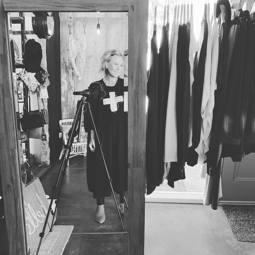 SMALL BASQUE WALLET - AMBER – Mickelloo