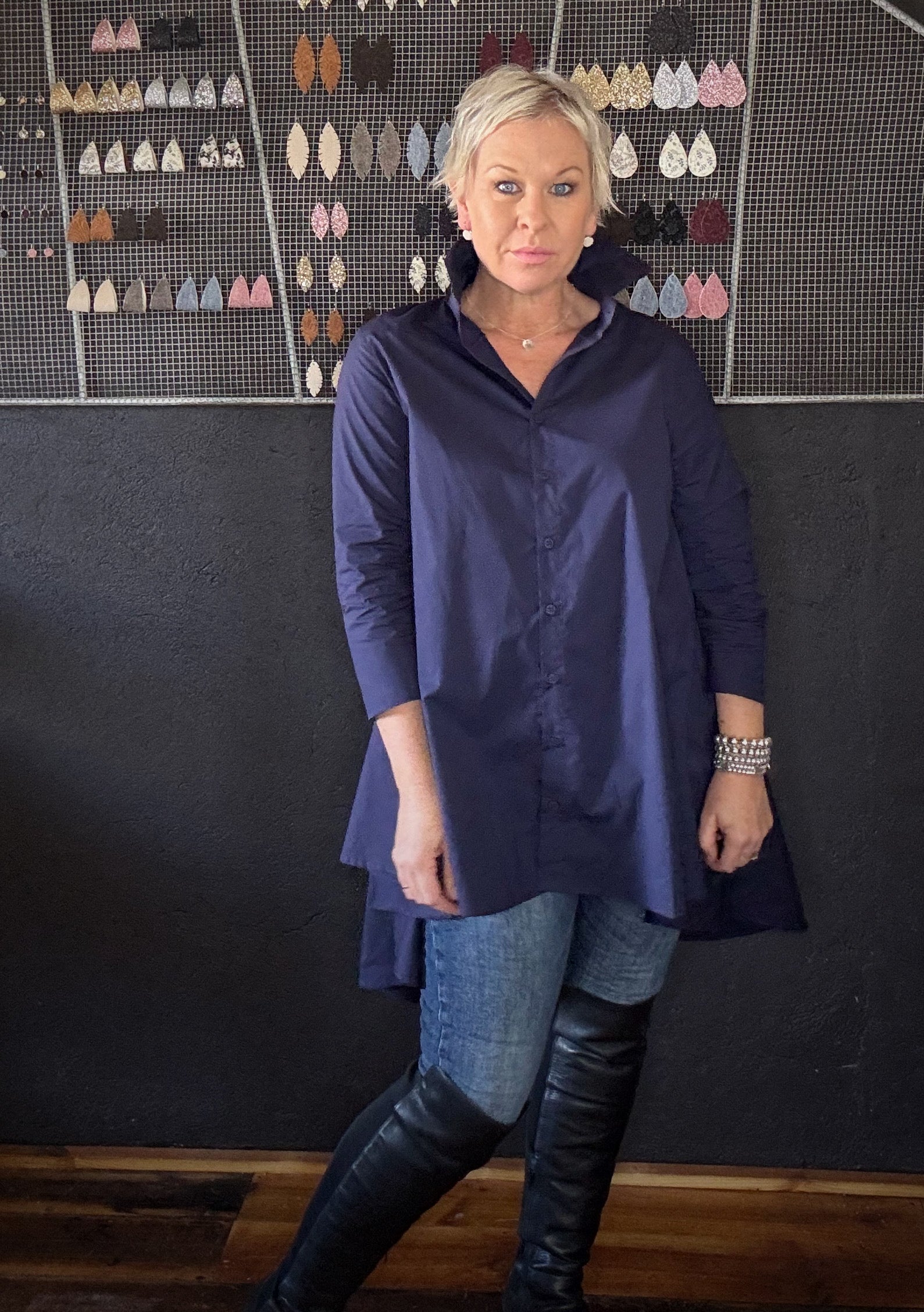 SWING BACK SHIRT - NAVY – Mickelloo